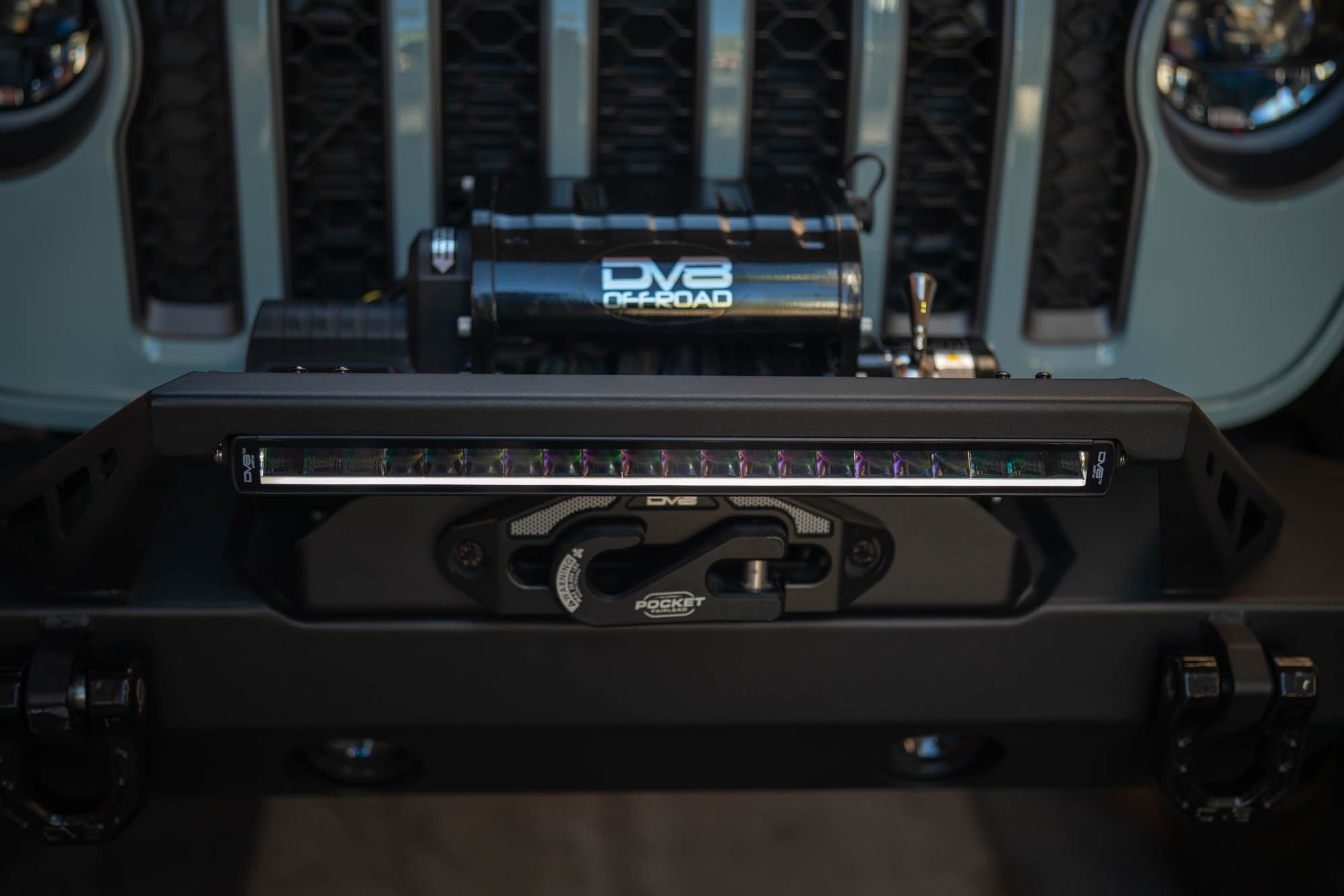 20” Single Row Light Bar w/ Accent Light | Halo Elite Series | DV8 Offroad