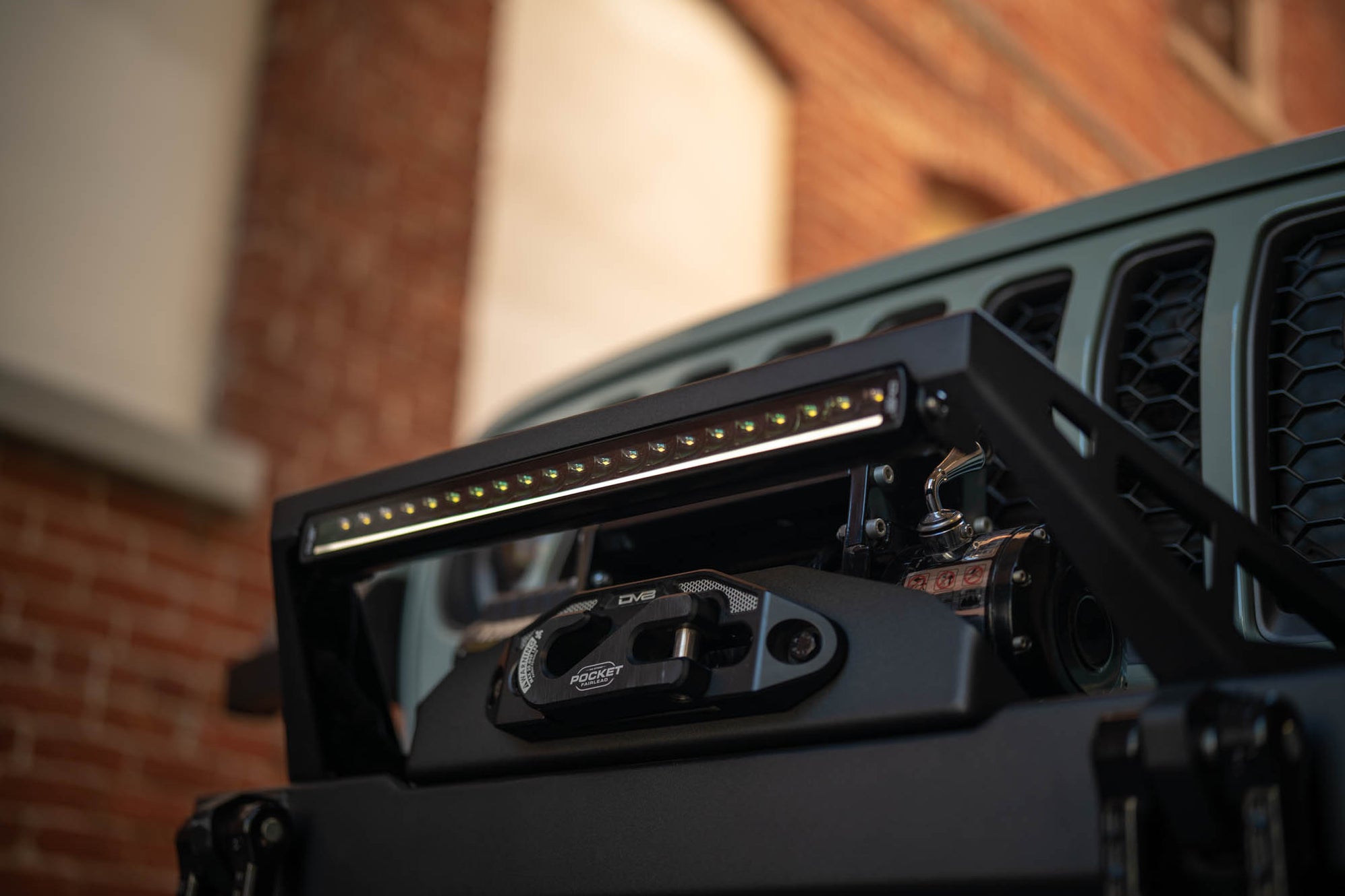 20” Single Row Light Bar w/ Accent Light | Halo Elite Series | DV8 Offroad