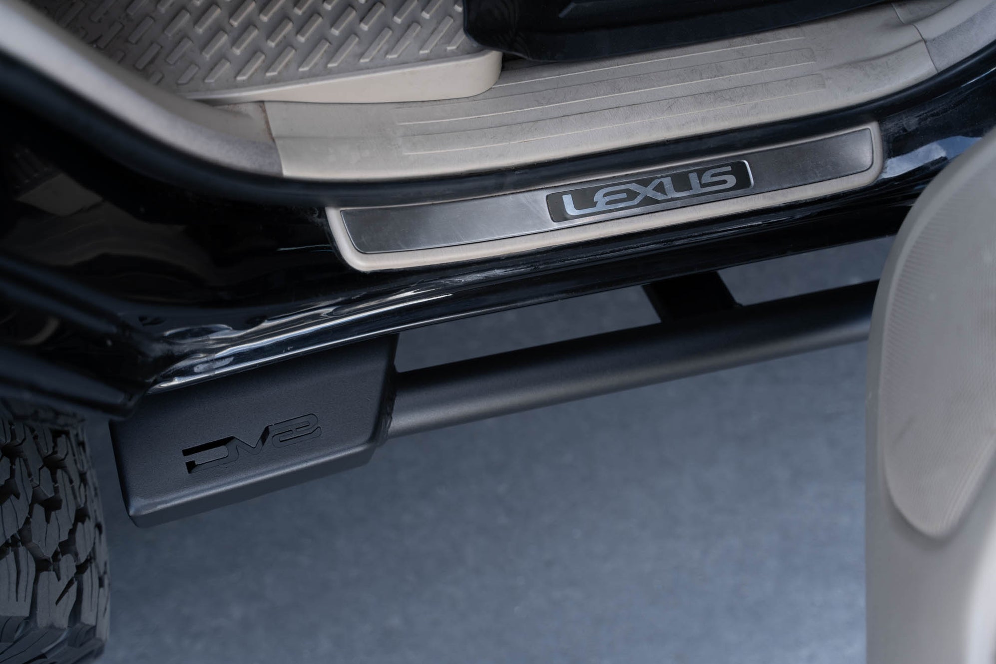Lexus GX 470 Rock Sliders | FS-15 Series | DV8 Offroad