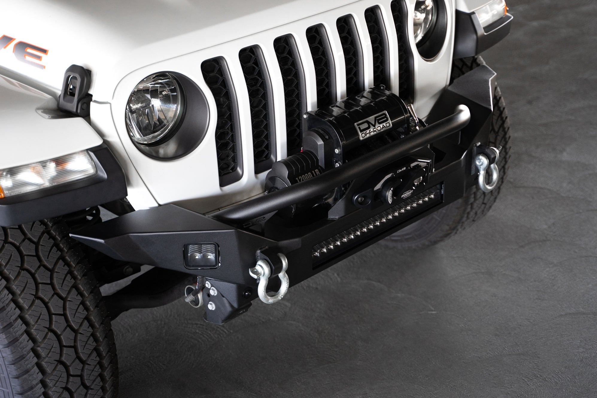 Gladiator JT & Wrangler JK/JL Mid-Width Winch Front Bumper | FS-7