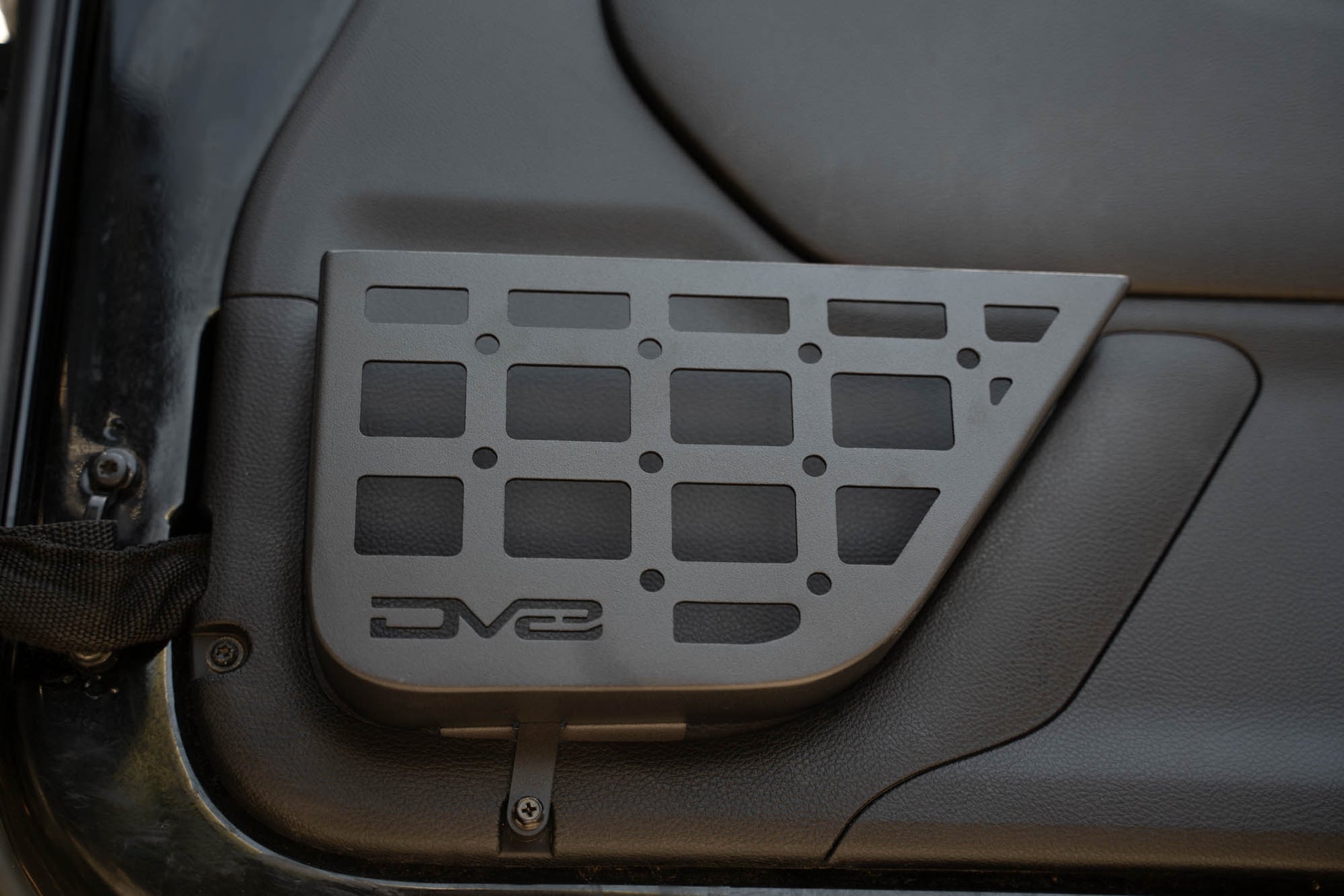 Jeep Wrangler JK Slim Front Door Molle Pockets | DV8 Offroad