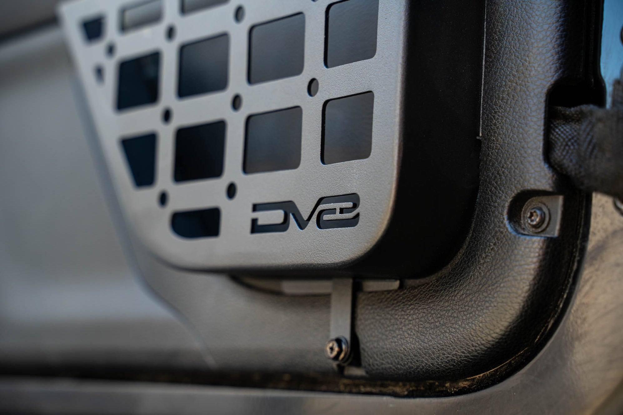 Jeep Wrangler JK Slim Front Door Molle Pockets | DV8 Offroad