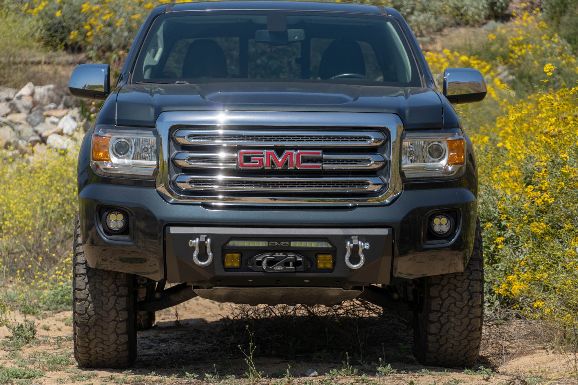 2015-2020 GMC Canyon Winch Front Bumper | Centric Series | DV8 Offroad