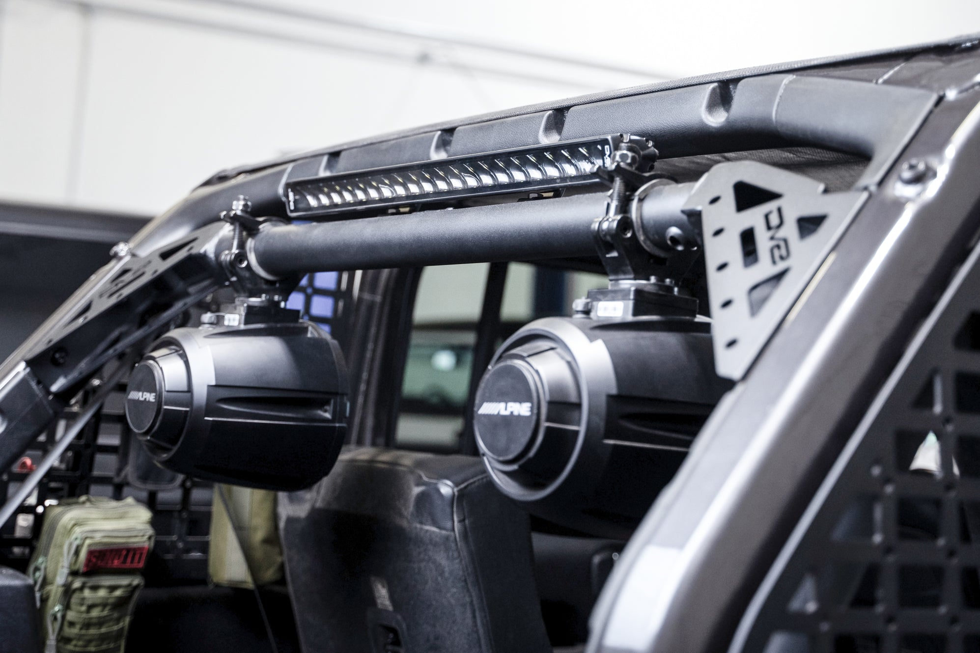 4-Door Wrangler JL Rear Speaker & Light Bar Mount