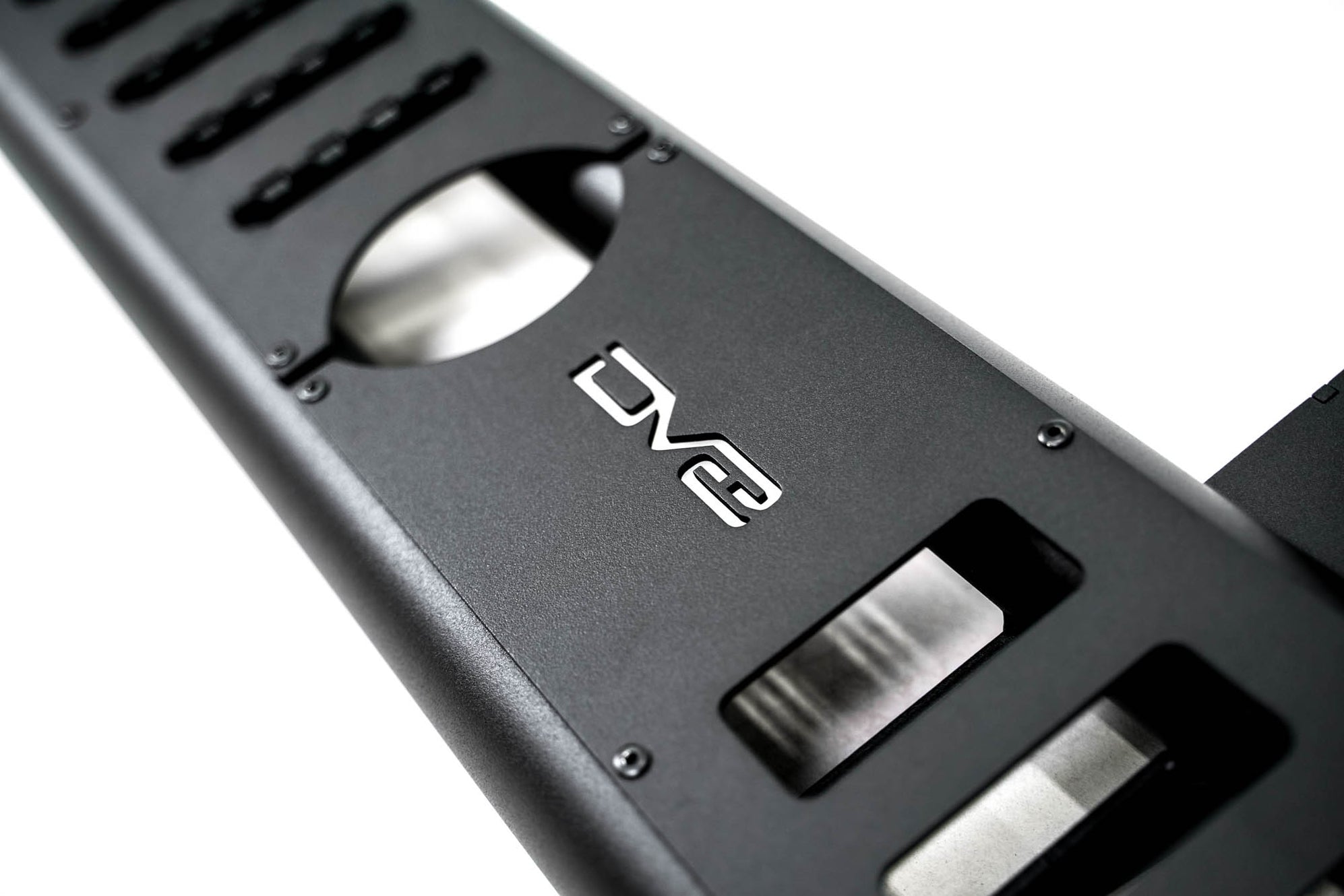 2019-2024 Sierra 1500 & Silverado 1500 OE Plus Side Steps | Crew Cab