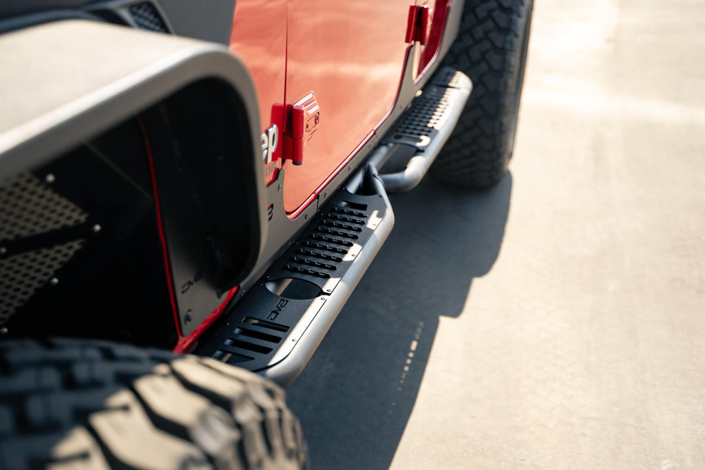Jeep Gladiator Rock Sliders & Steps