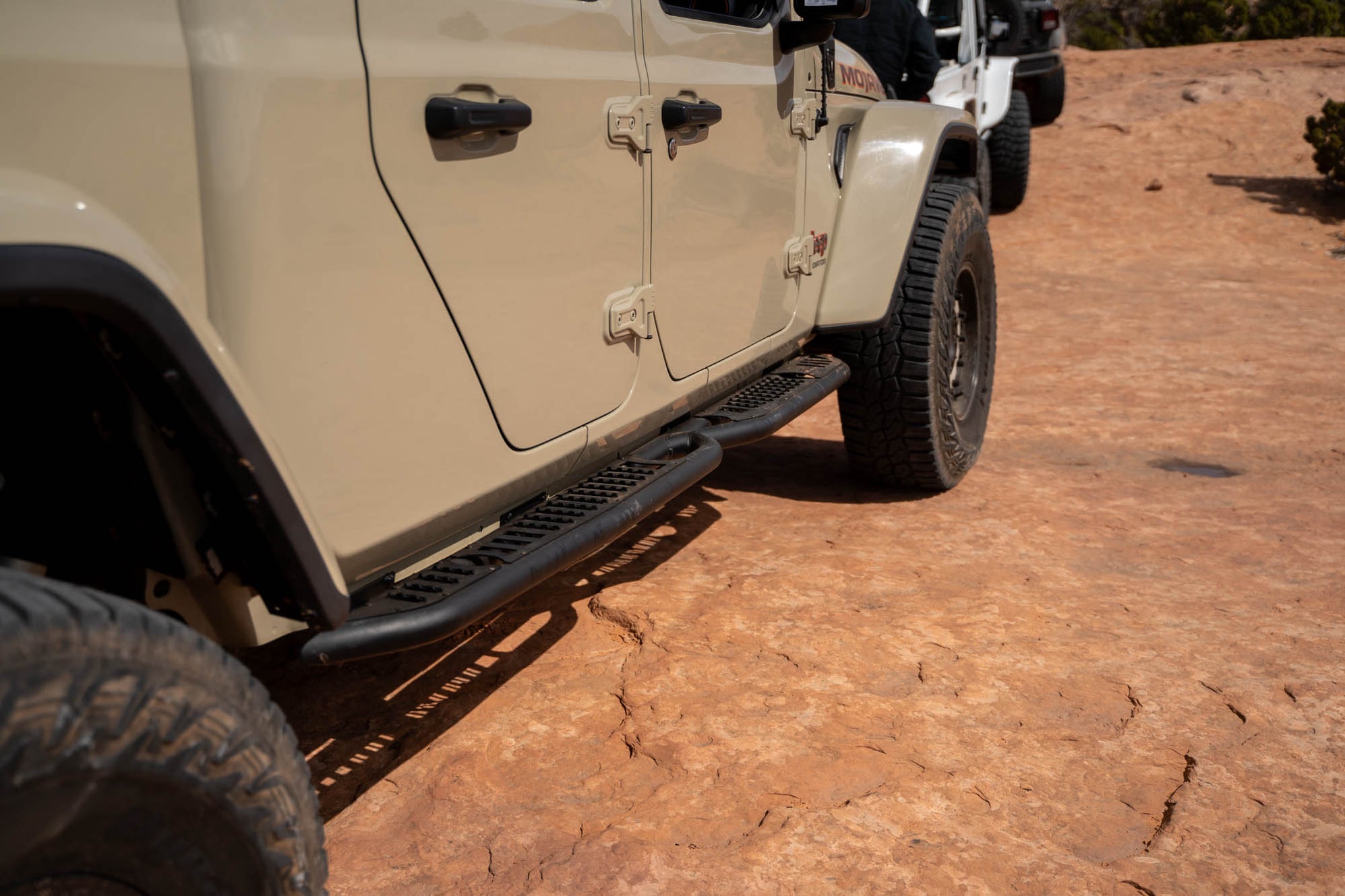 Jeep Gladiator Side Steps | OE Plus Series