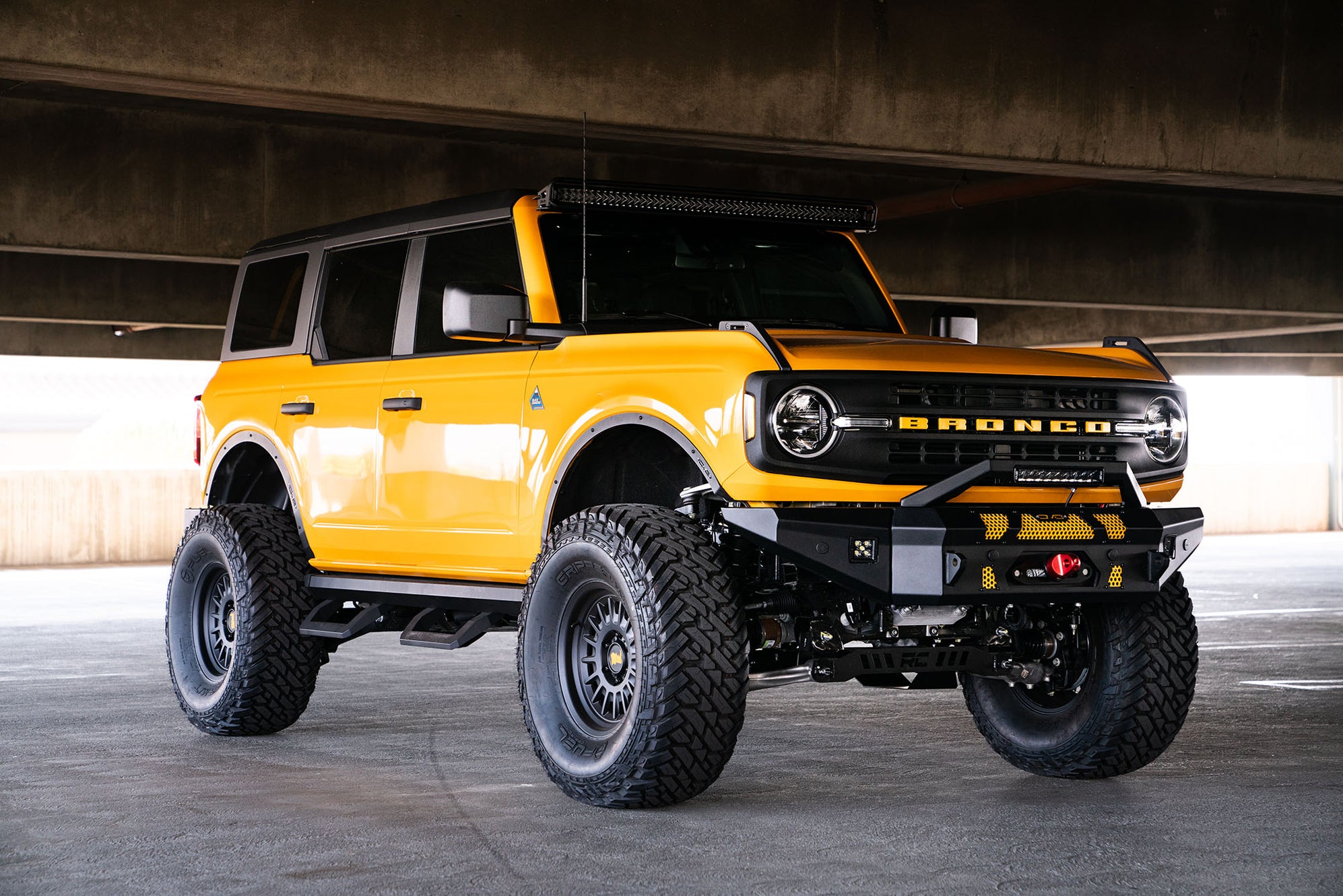 2021-2024 Ford Bronco 52-Inch Straight Light Bar Mount