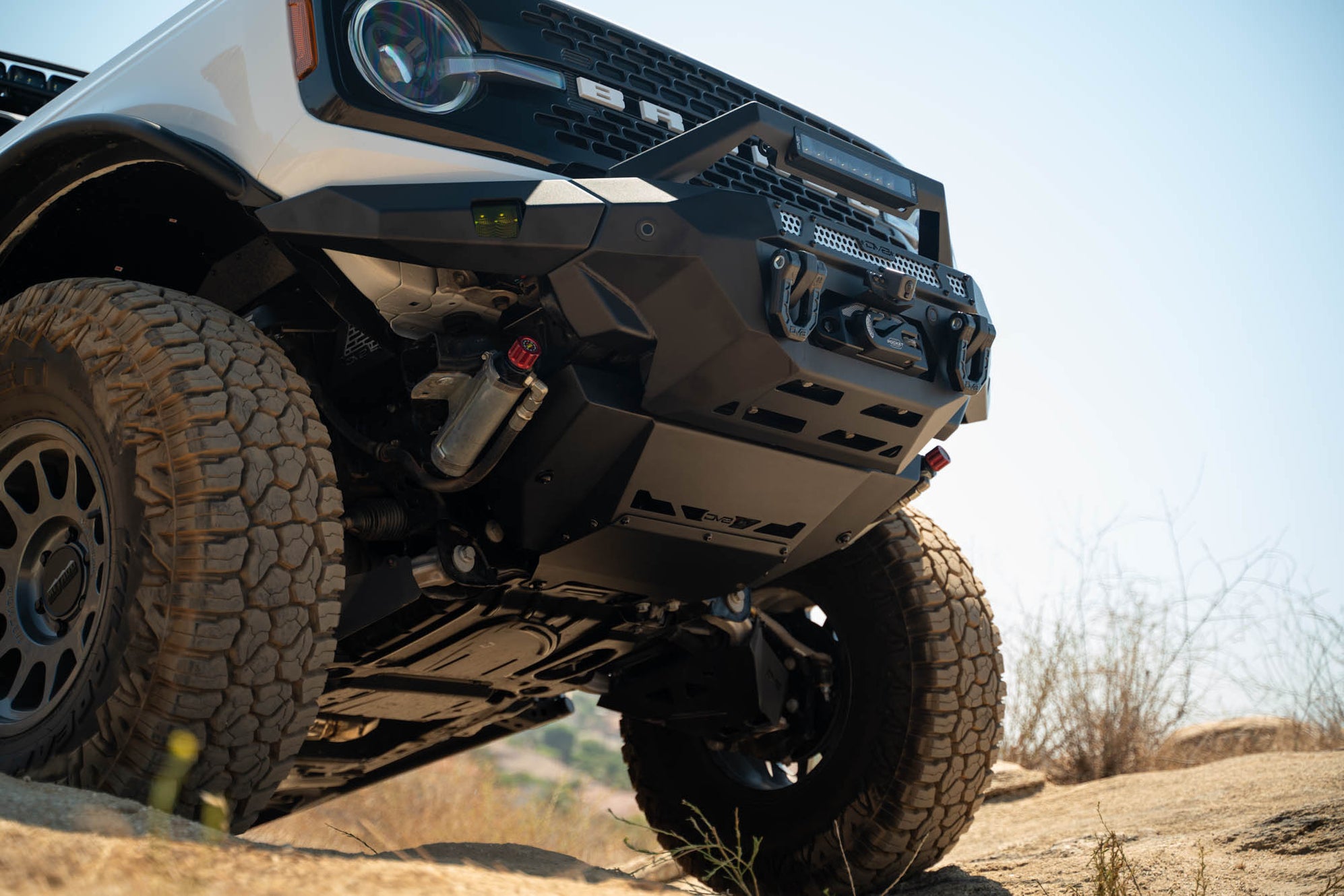 2021-2024 Ford Bronco Low Pro Skid Plate | DV8 Offroad
