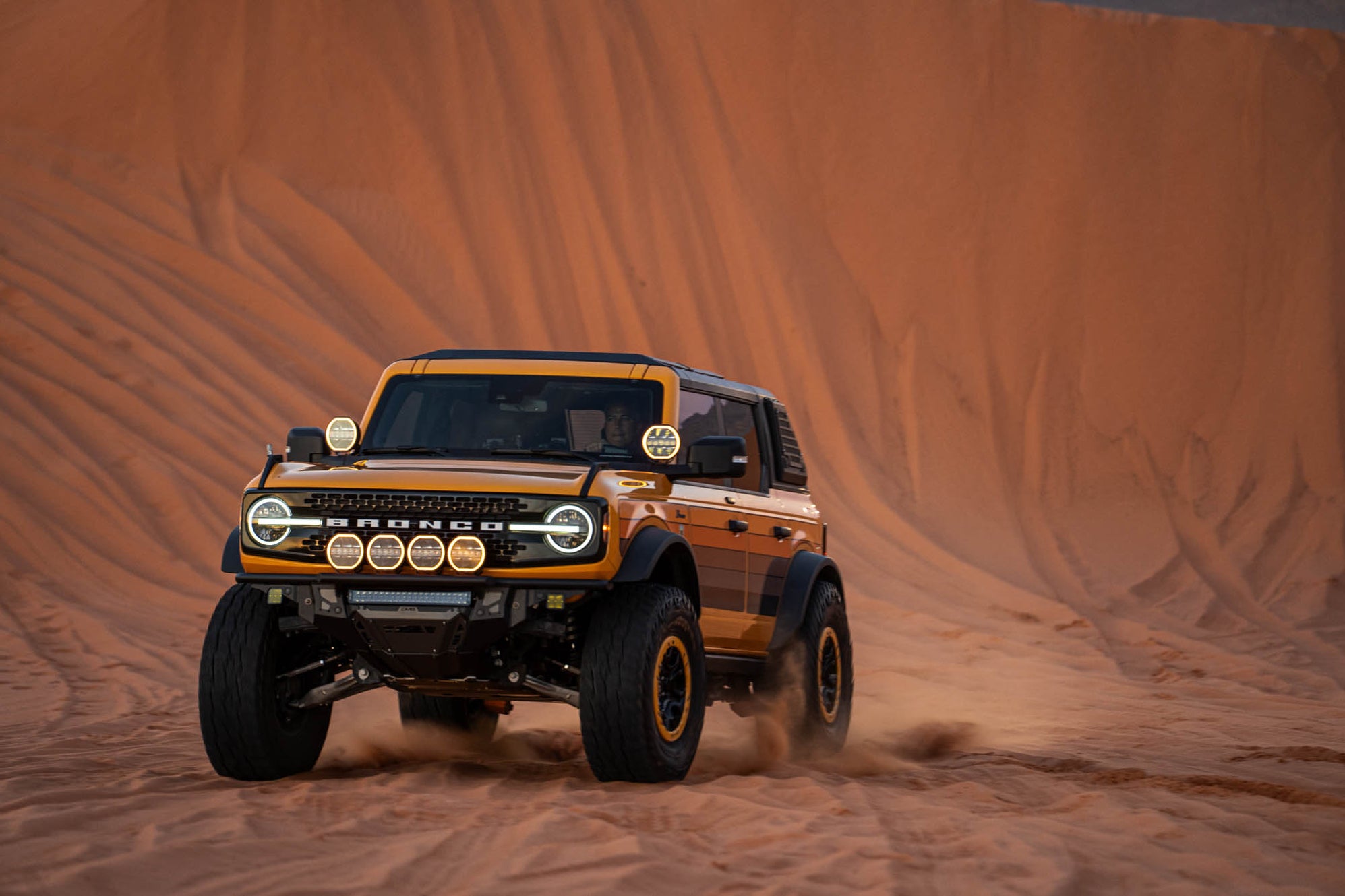 6th Gen Ford Bronco Front Bumper | Tube Series | DV8 Offroad