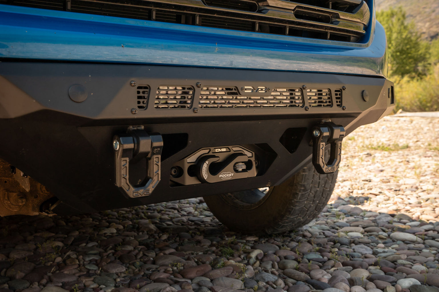 DV8 Offroad Winches