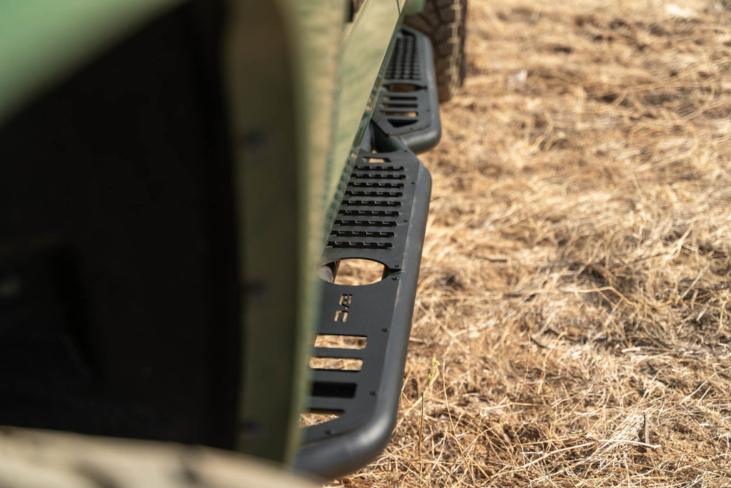 2022-2025 Toyota Tundra Steps | DV8 Offroad