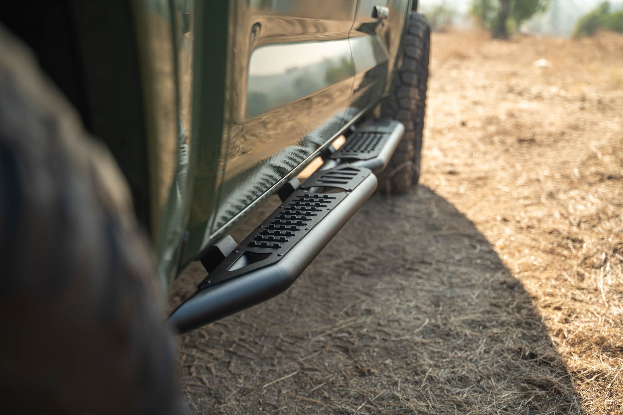 3rd Gen Toyota Tundra Crew Max OE Plus Side Steps | DV8 Offroad