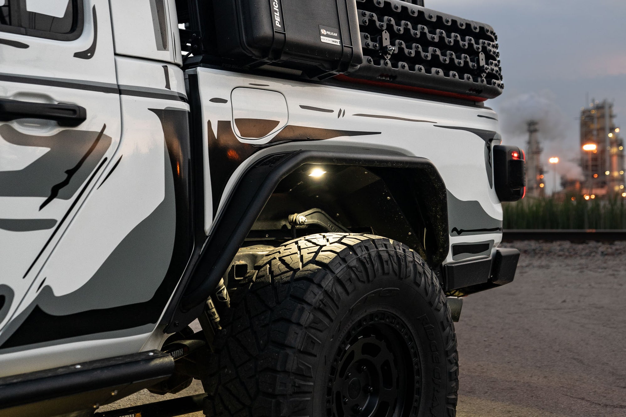 Jeep Gladiator Fender Flares | Spec Series | DV8 Offroad