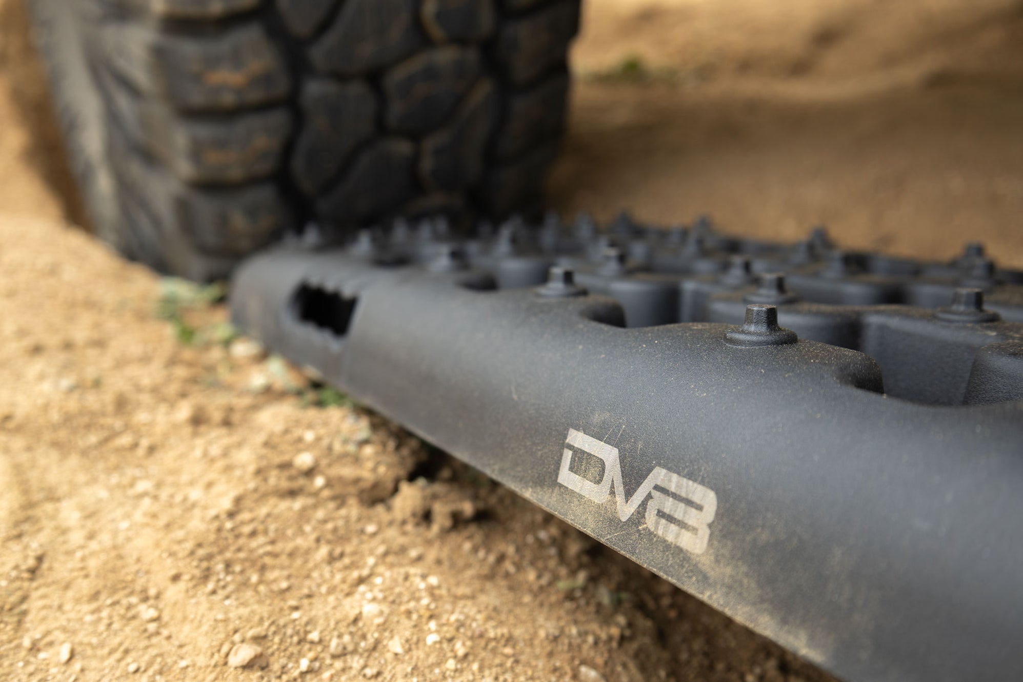 DV8 Xtract Off-Road Tractions Boards | Black, Tan, or Orange