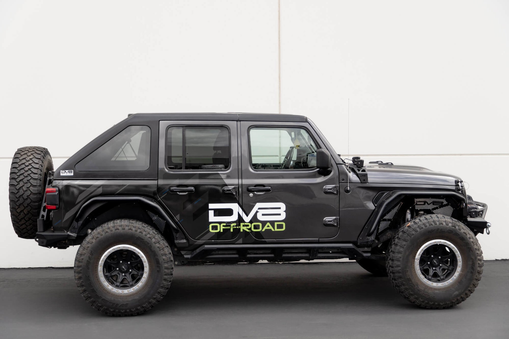 Jeep Wrangler JL 4-Door Fastback Hard Top | Razor Series — DV8 Offroad