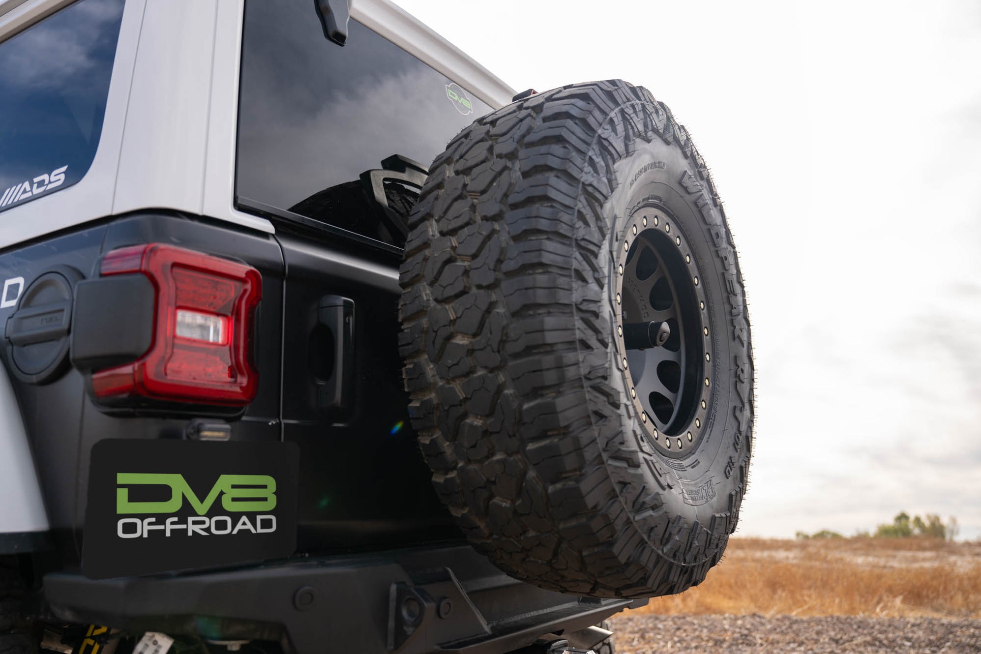 Jeep JL Xtreme Recon & Rubicon X Camera Extension Bracket | DV8 Offroad