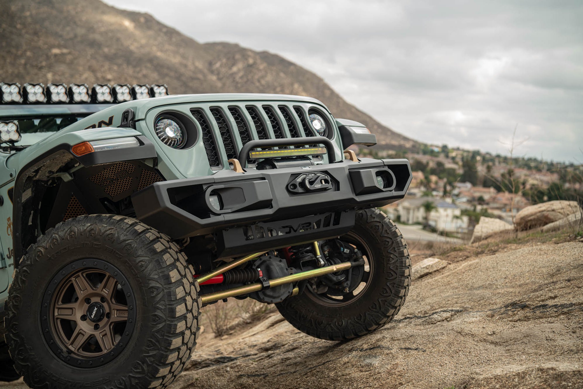 Jeep JL & JT OE Plus Front Bumper | DV8 Offroad