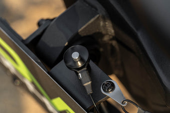 Quick Release D-Ring License Plate Mount | Universal | DV8 Offroad