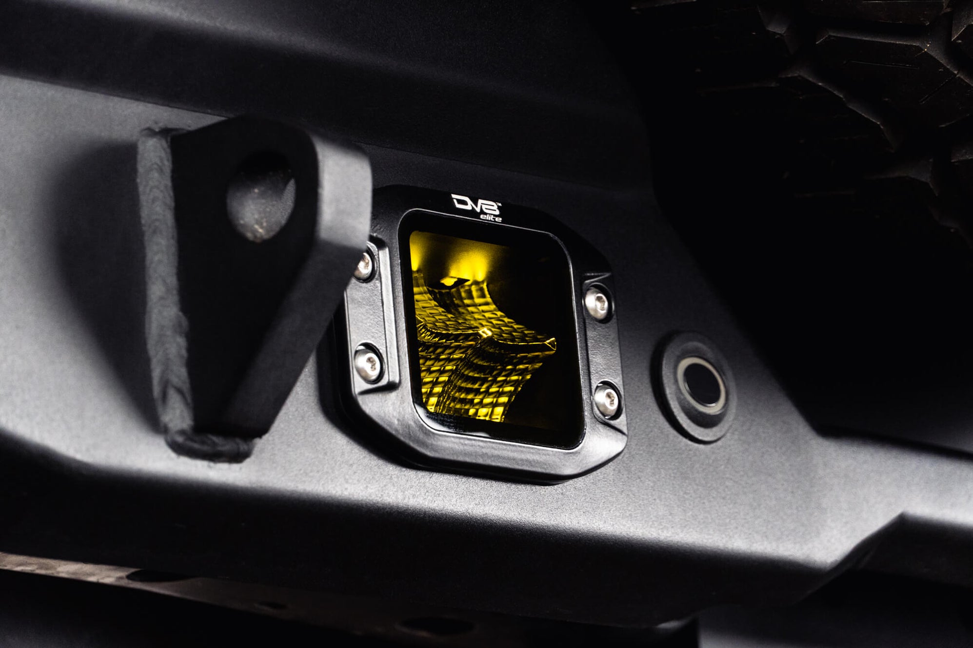 3” Amber Flush Mount Off-Road Light Pods | DV8 Offroad