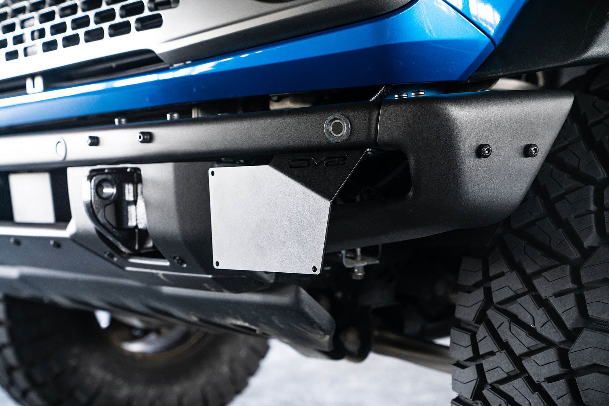 6th Gen Bronco Front License Plate Side Bumper Mount | DV8 Offroad