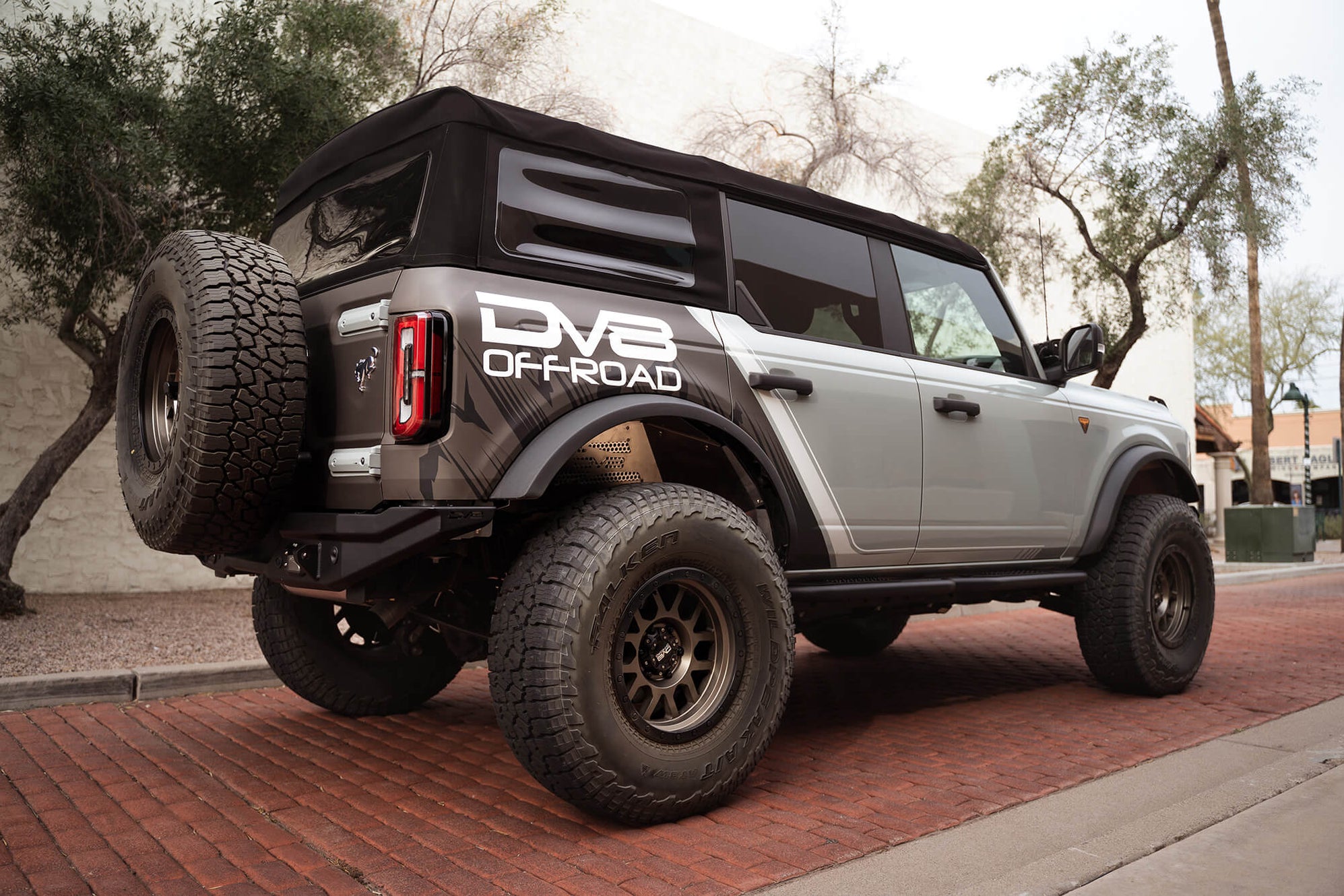 2021-2024 Ford Bronco Side Steps | DV8 Offroad