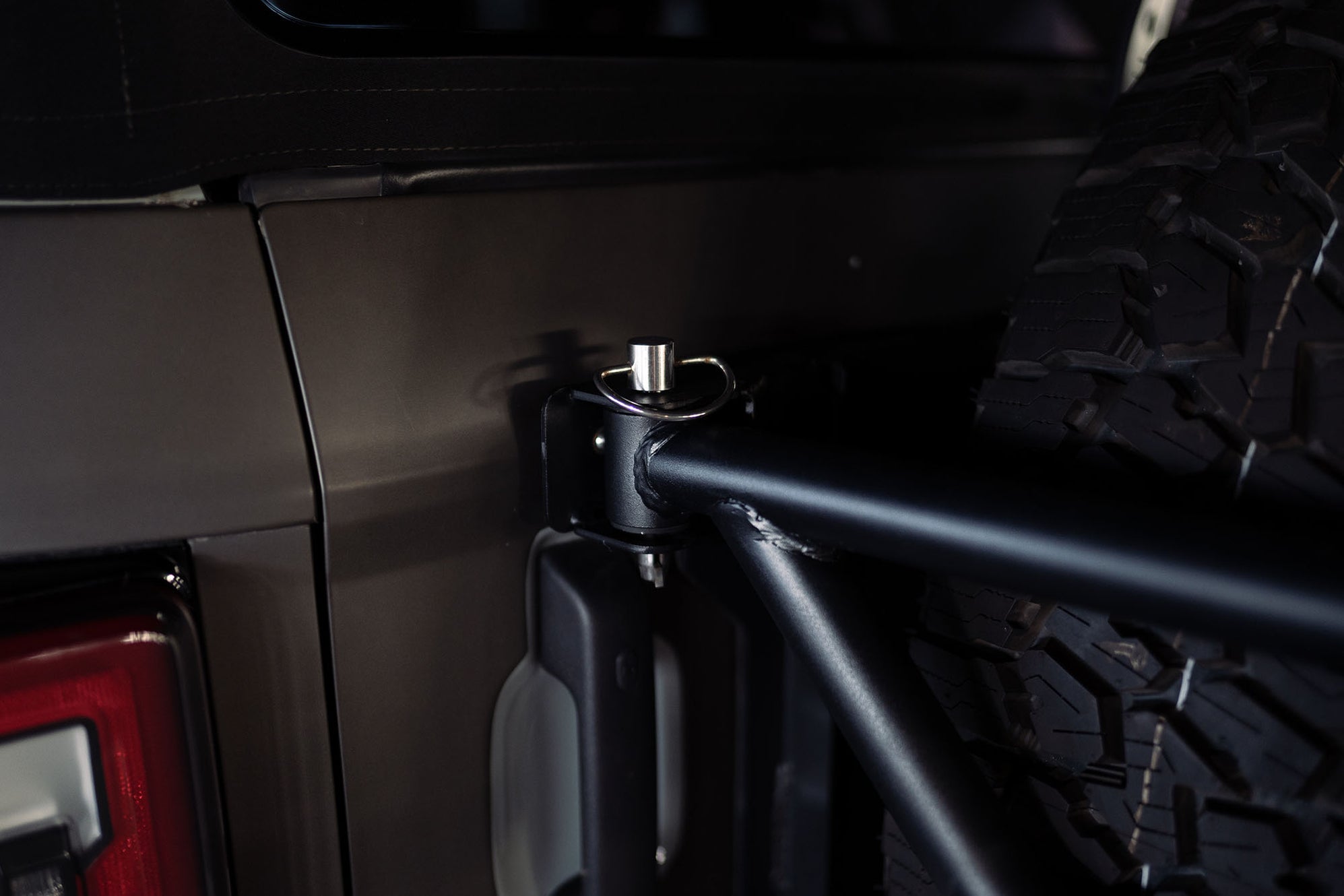 6th Gen Bronco Spare Tire Guard | Tailgate Reinforcement | Accessory ...