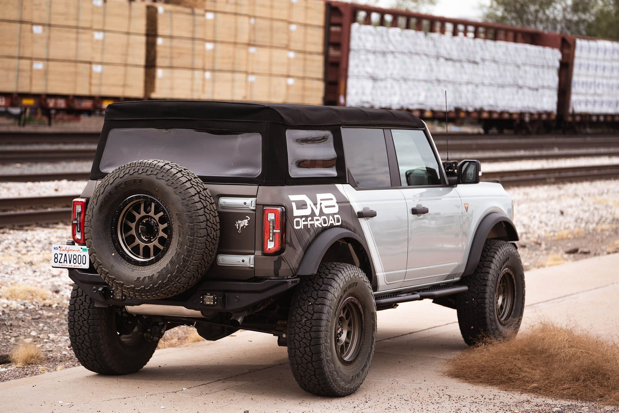 6th Gen Ford Bronco Side Steps | DV8 Offroad