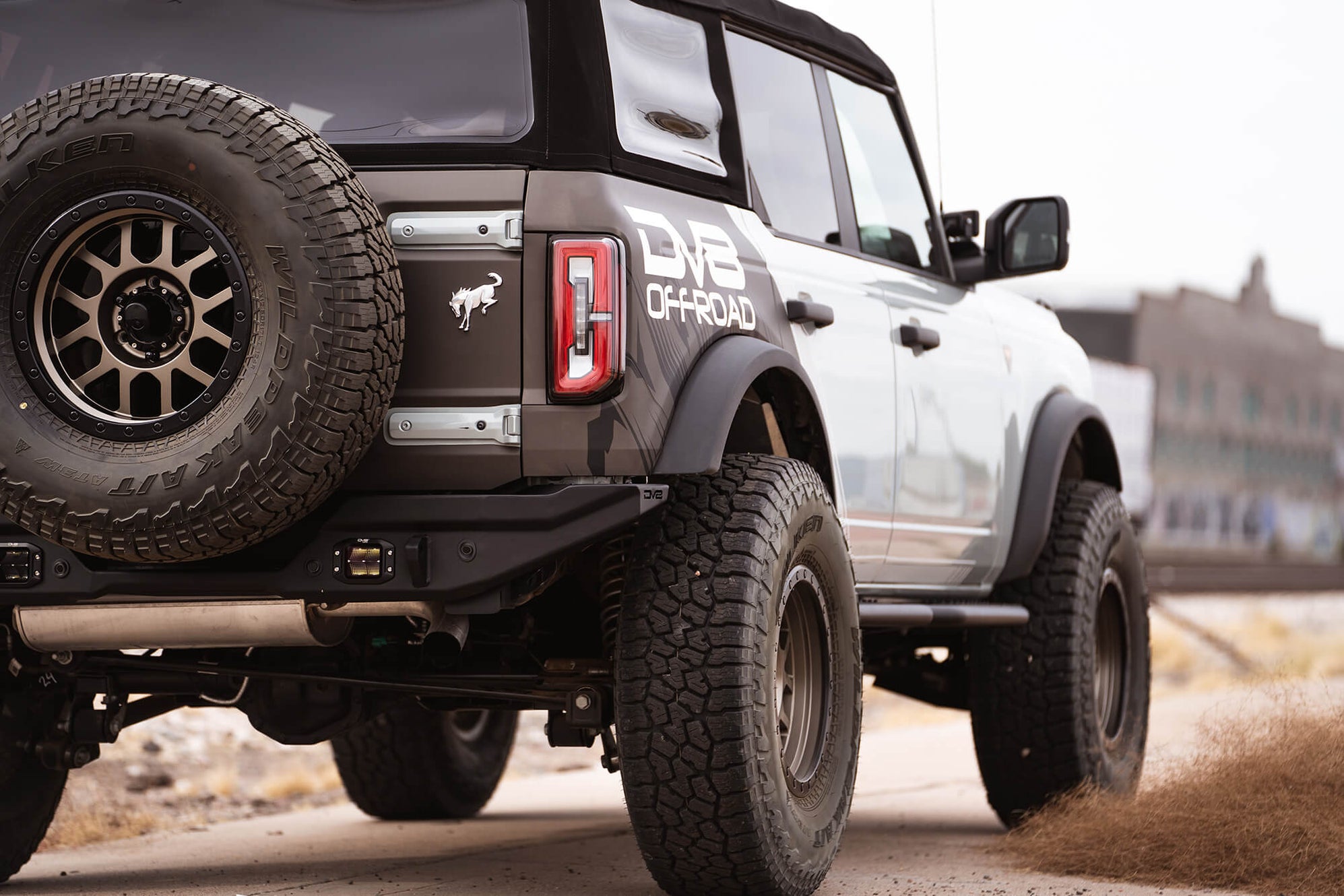 6th Gen Ford Bronco Side Steps | DV8 Offroad