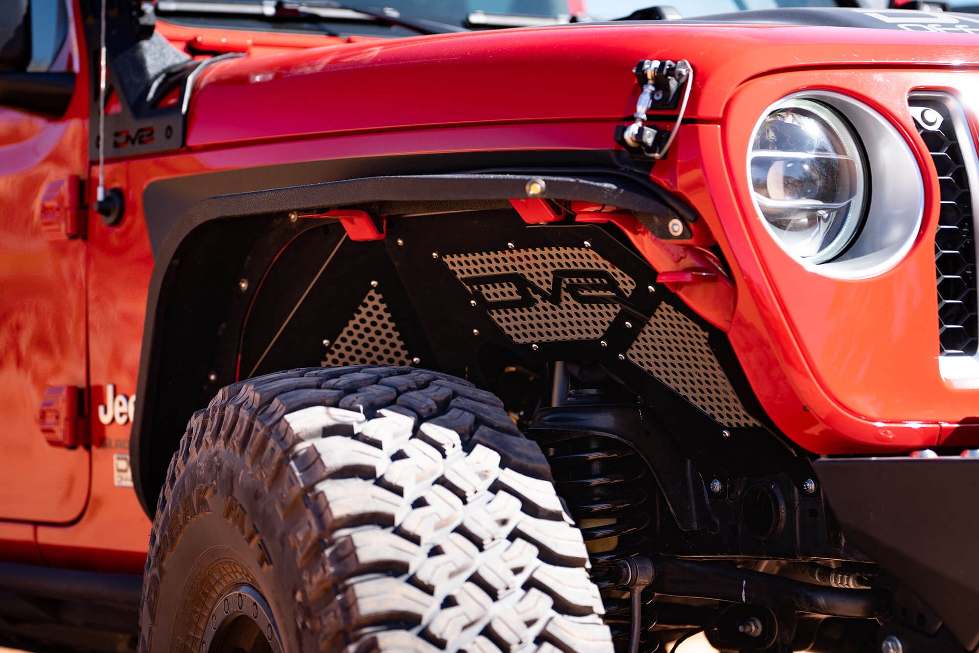 Jeep Wrangler JL & Gladiator JT Front Inner Fenders | Black or Raw