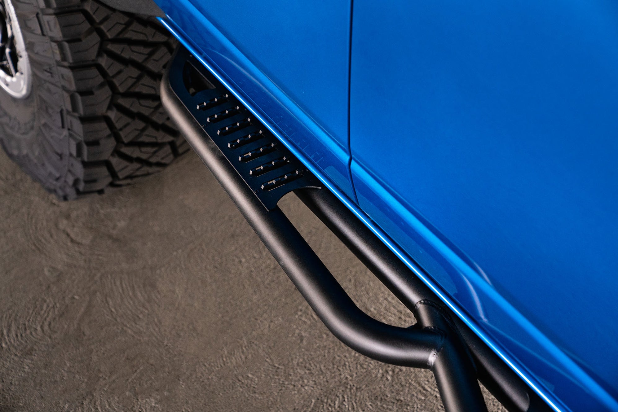 2021-2024 Ford Bronco Side Steps | DV8 Offroad